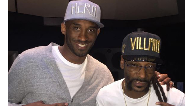 Snoop Dogg Gives Kobe Bryant A Lakers-Themed Convertible