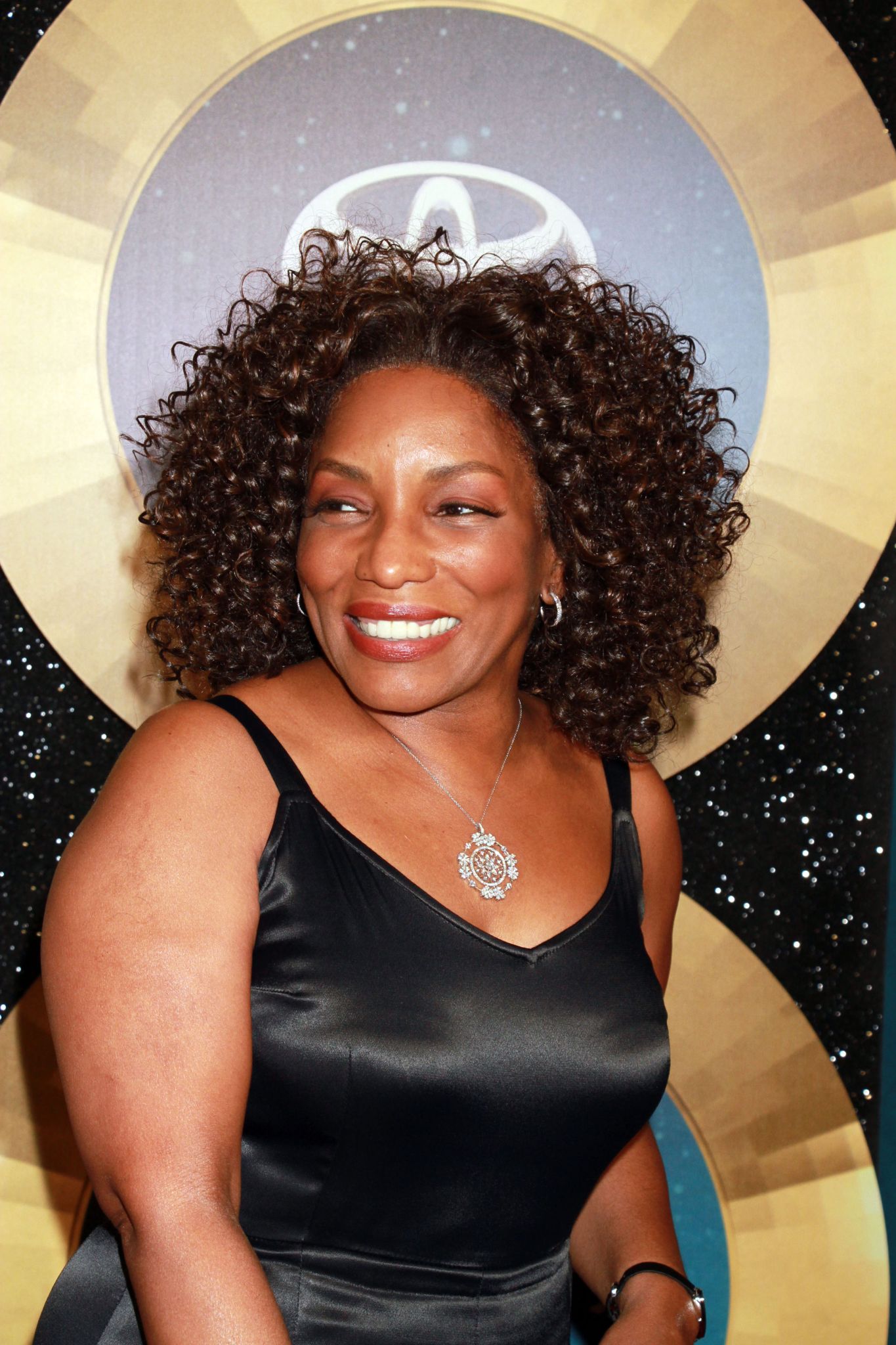 Stephanie Mills On Why R. Kelly’s Ex-Wife ‘Should Go To Jail Too’